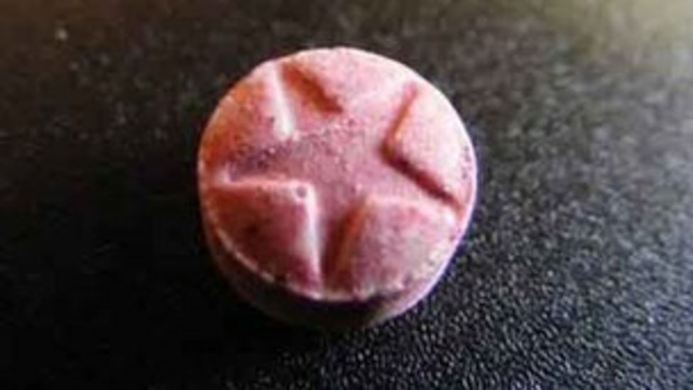 Man held over 'Rockstar' drug illness in Lanarkshire - BBC News