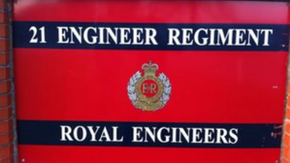 Claro barracks closure plan 'a hammer blow' to Ripon - BBC News