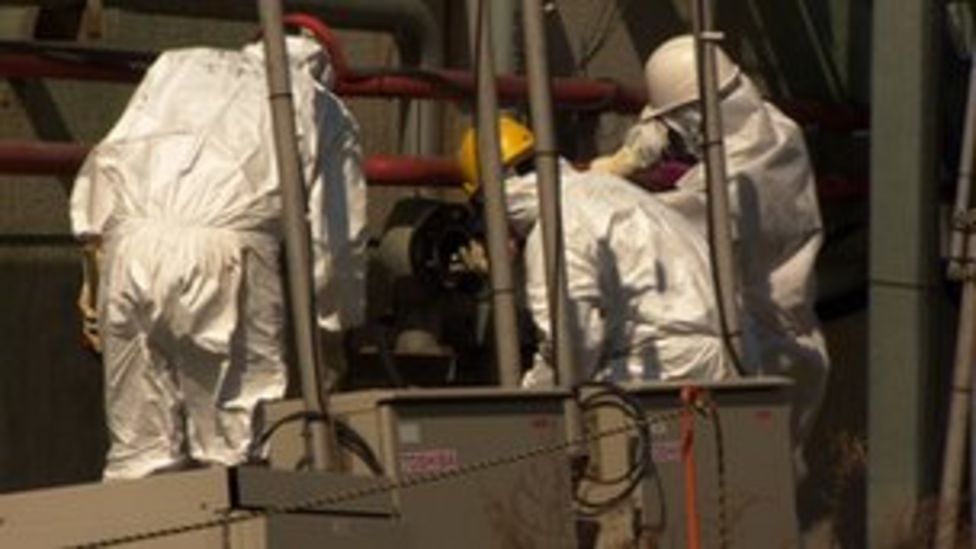 Fukushima disaster: Long road to nuclear clean-up - BBC News