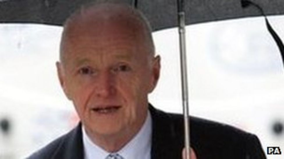 Police review after retired GP Dr Iain Kerr admits helping patients to ...