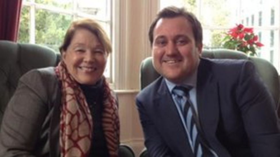 Launceston College students remember 9/11 rescuer Rick Rescorla - BBC News