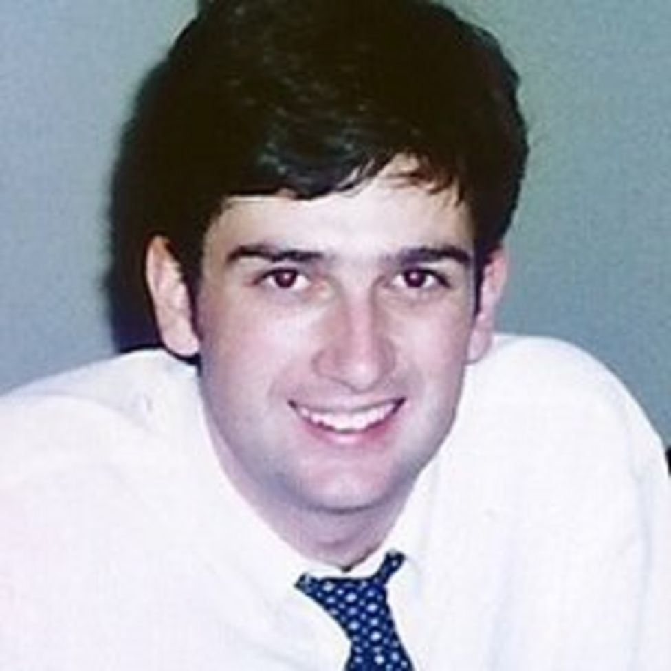 Man wins damages for brain injury in Haringey pothole fall - BBC News