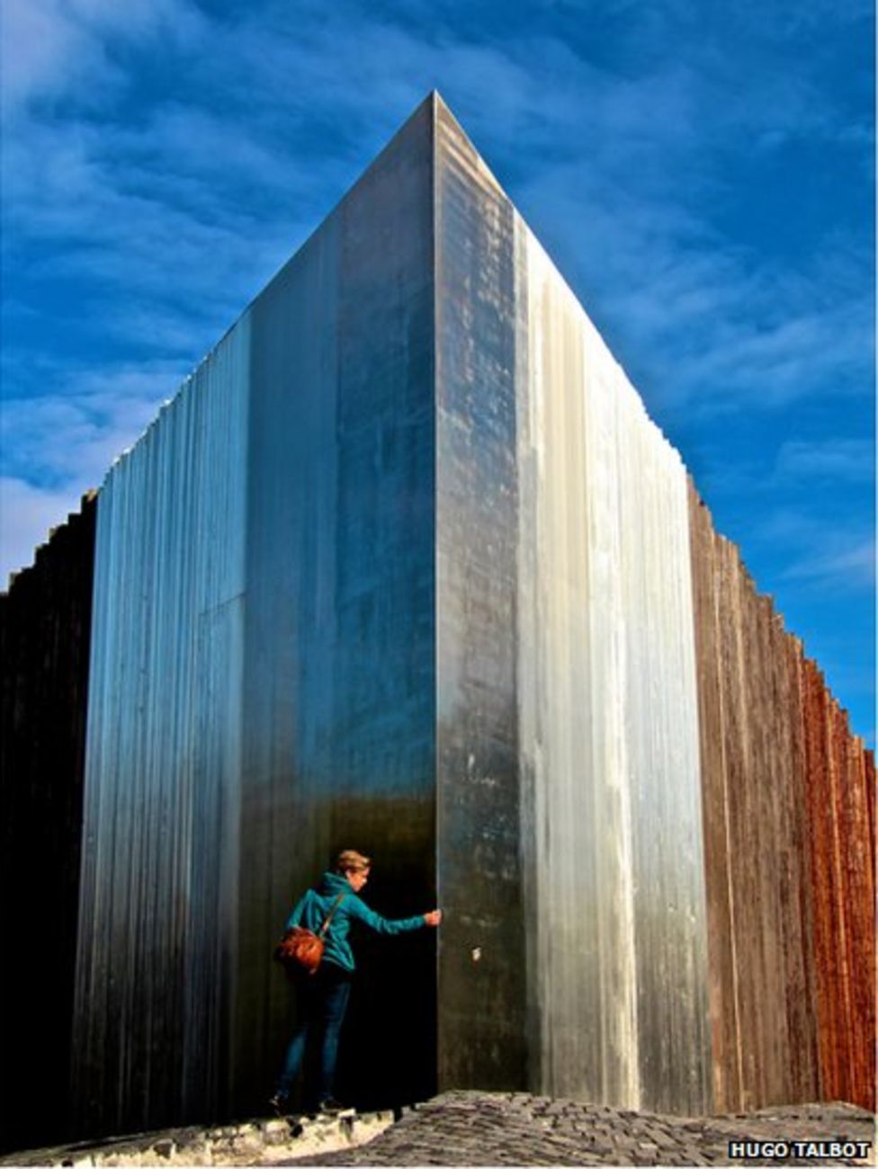 Your pictures: On the edge - BBC News