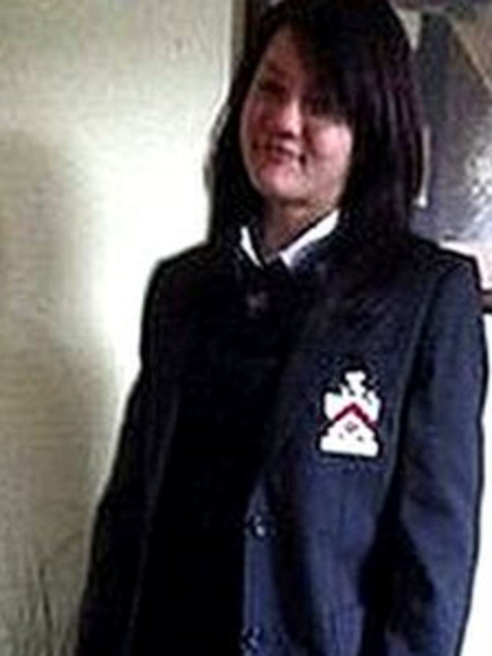 Tributes to Jade Anderson after Atherton dog attack - BBC News