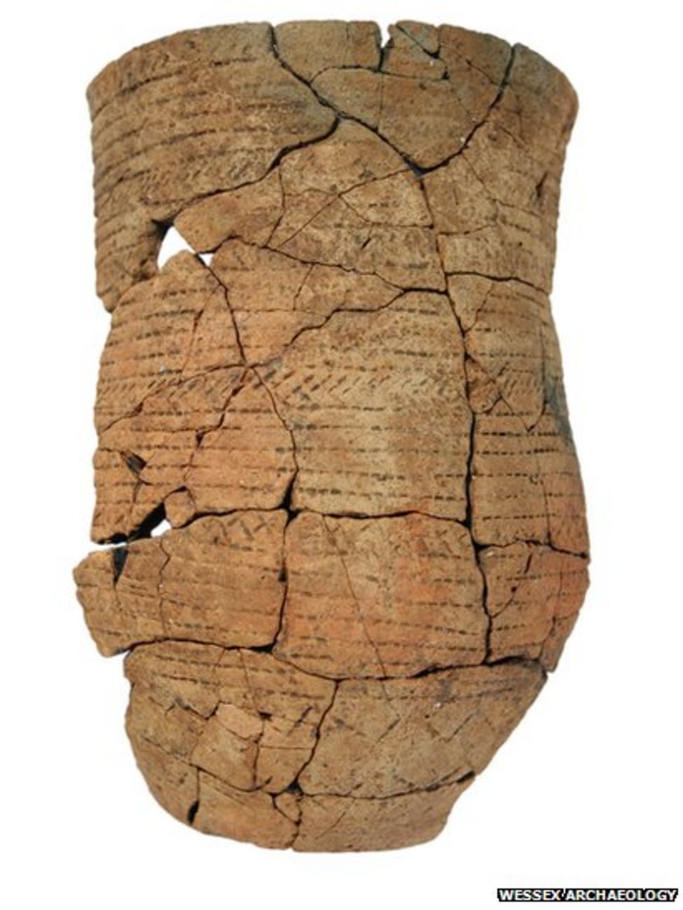 Quarry settlement finds near Windsor - BBC News