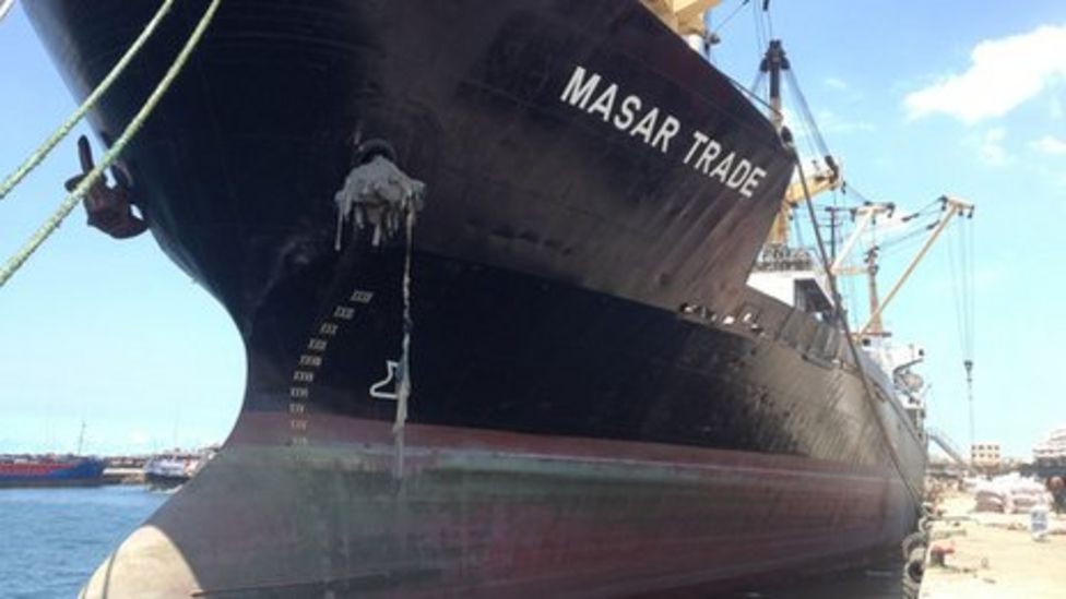 Somalia's fight to harness the power of Mogadishu port - BBC News