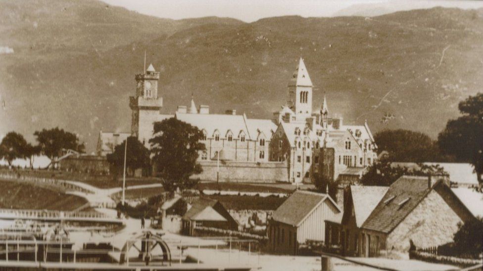 In pictures: 70 years of Scottish hydro power - BBC News
