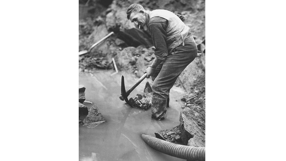 In pictures: 70 years of Scottish hydro power - BBC News