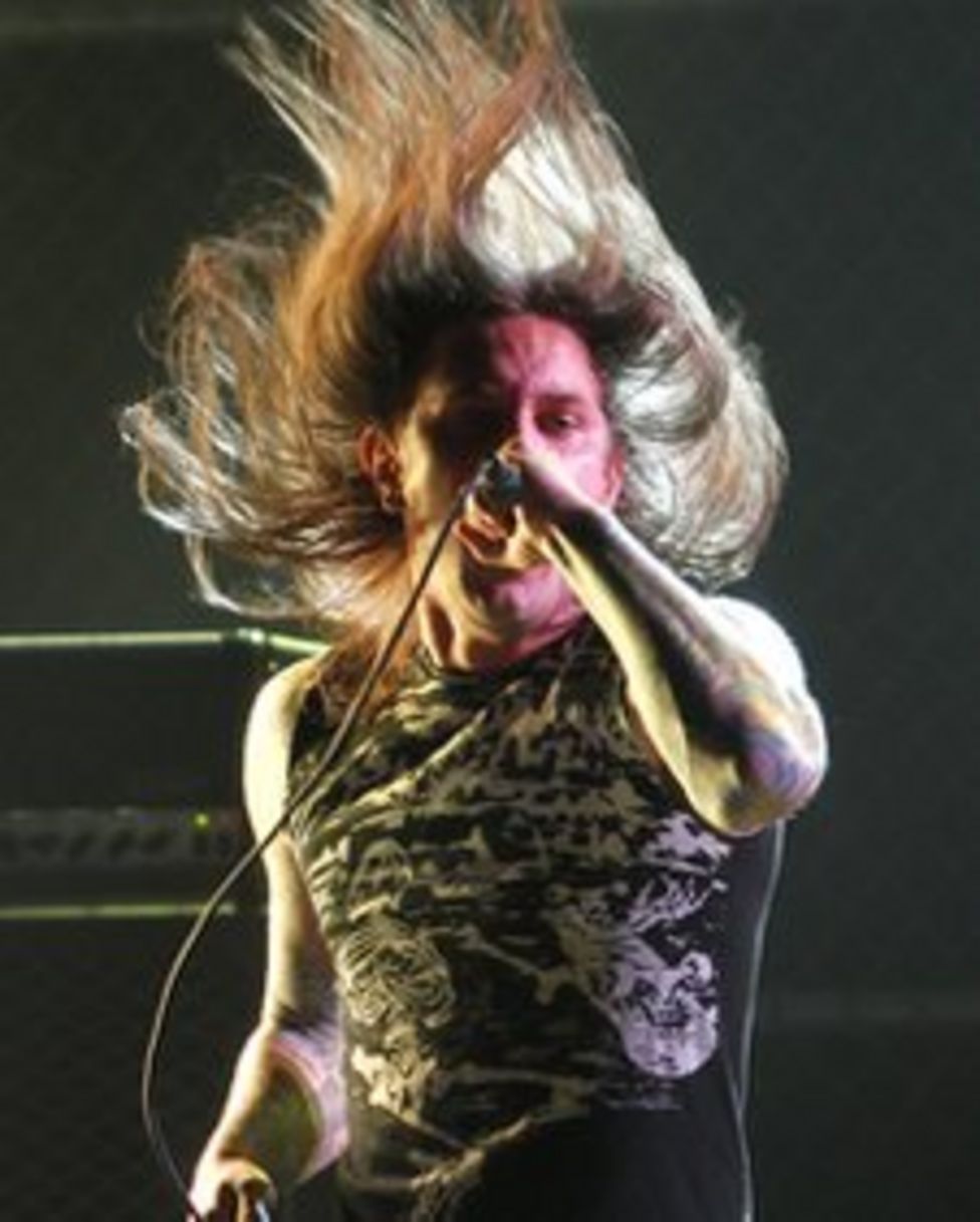 As I Lay Dying singer Tim Lambesis released on bail - BBC News