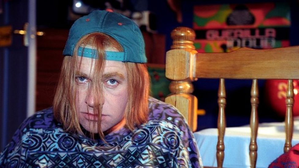 Scans reveal how teenage brain develops - BBC News