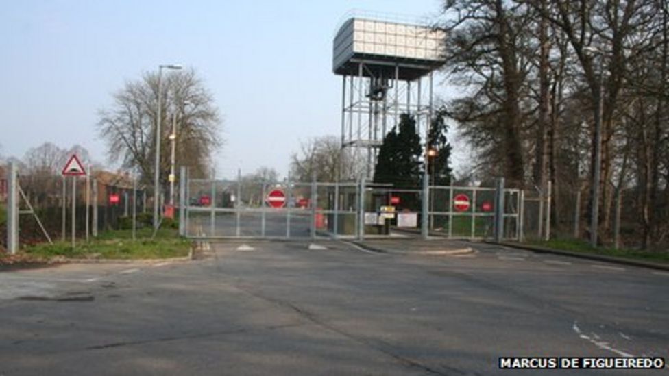 Martin Kelleher found dead at Chicksands Barracks army base - BBC News