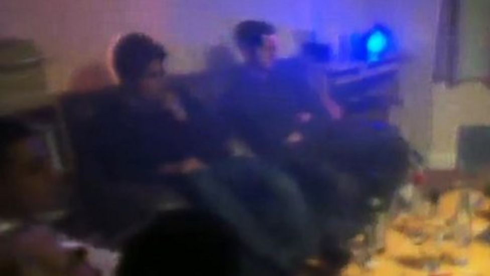 Oxfordshire grooming victims may have totalled 373 children - BBC News