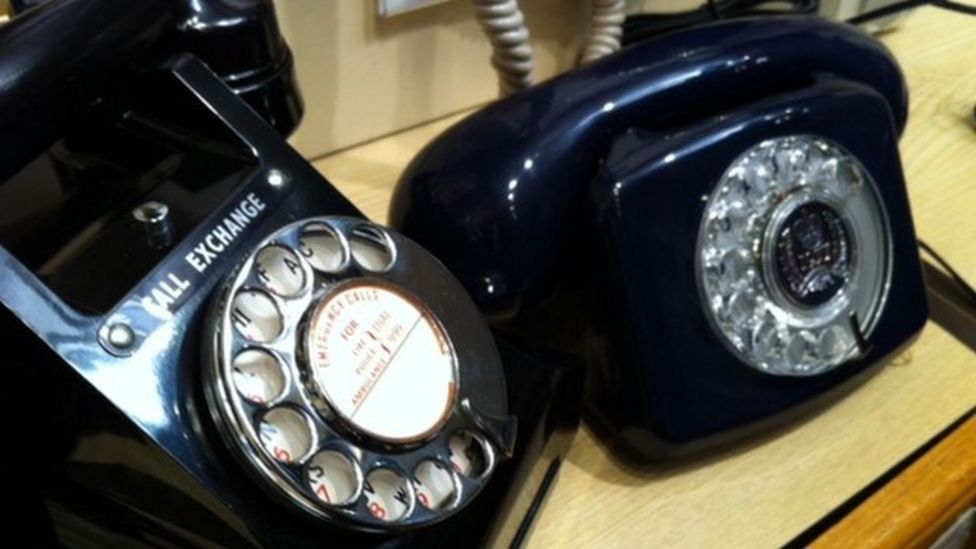 Calls to 0800 numbers now free on mobile phones and landlines - BBC News
