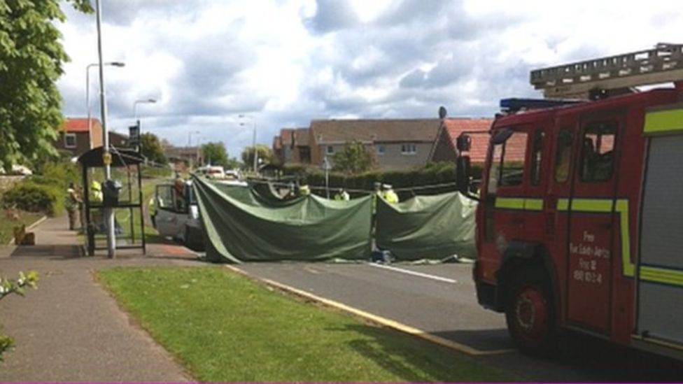 Driver Allan Mackie admits causing Mary McNeill's death - BBC News