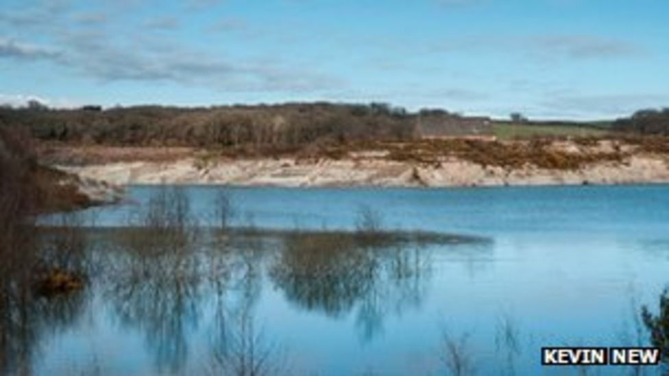 Hatherleigh former quarry opens as a nature reserve - BBC News