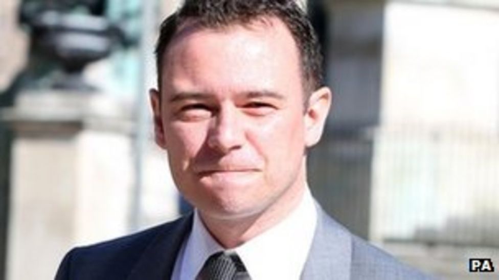 Coronation Street actor Andrew Lancel 'lured' boy into bedroom, court ...