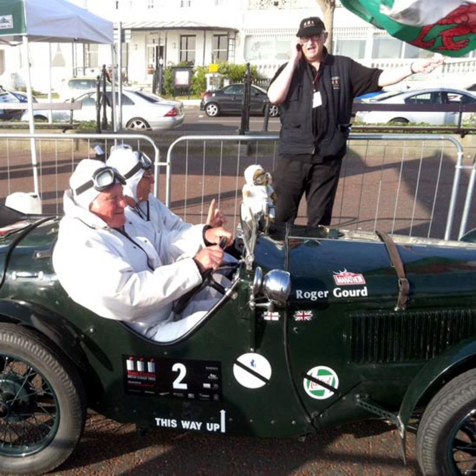 In Pictures: Three Castles Welsh Classic Trial car rally - BBC News
