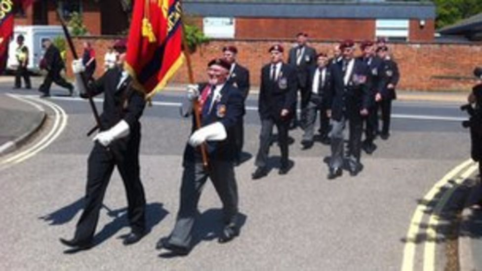 23 Engineer Regiment exercises freedom of Woodbridge - BBC News