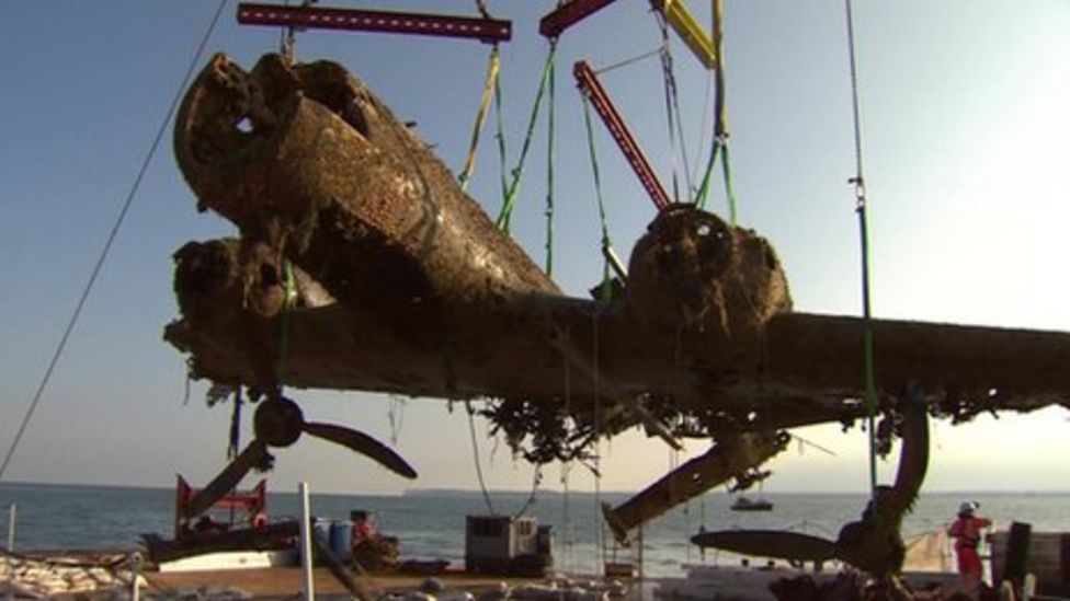 Dornier bomber: The smelly job of saving a unique plane - BBC News