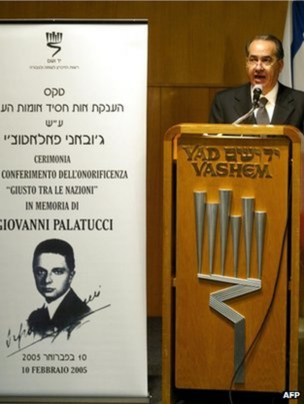 Italy's war time hero 'was Nazi collaborator' - BBC News