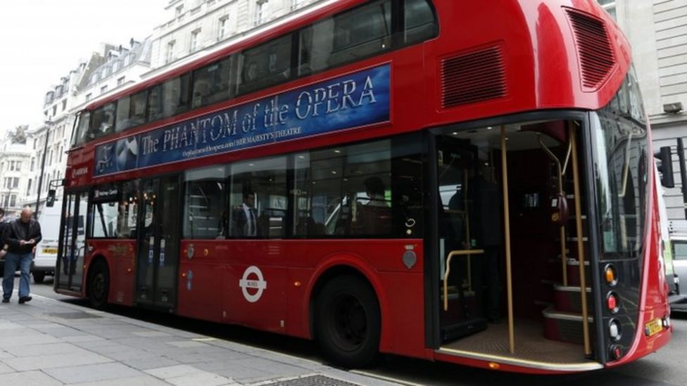 Transport for London makes capital's buses cash-free - BBC News