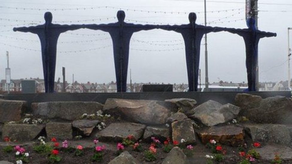 Blackpool police drowning deaths remembered on 40th anniversary - BBC News