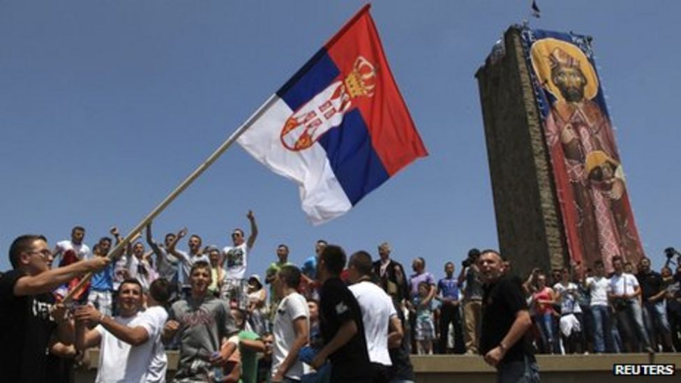 Kosovo tackles tough questions of religion and conflict - BBC News