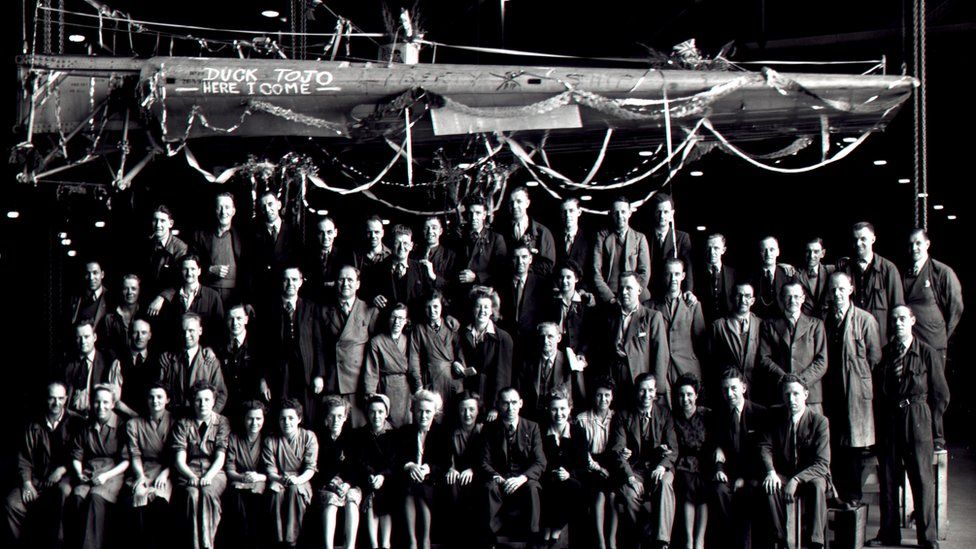 Coventry's war factories remembered at exhibition - BBC News