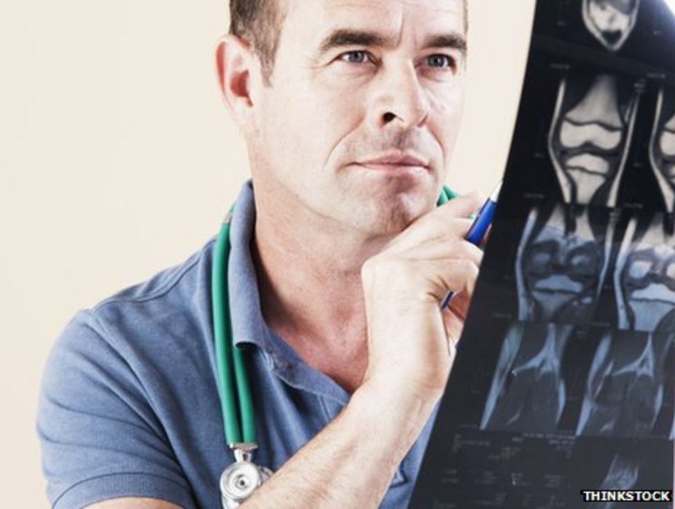 Would you trust a doctor in a T-shirt? - BBC News