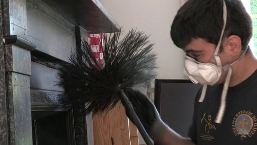 Chimney sweeps: The women brushing aside stereotypes - BBC News