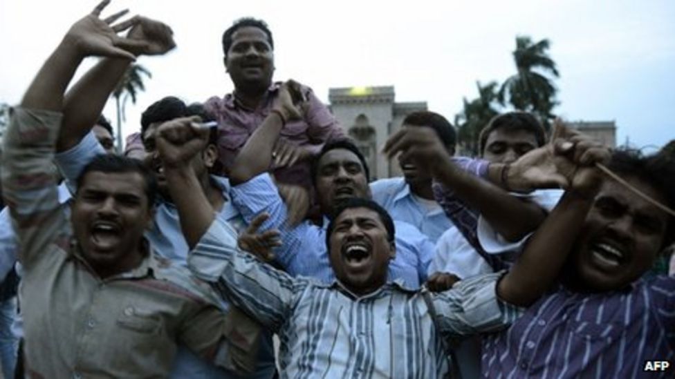 Telangana: Protests over new state in southern India - BBC News