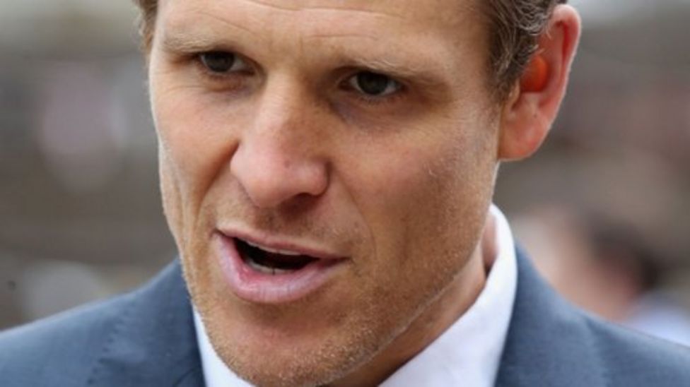 James Cracknell: Olympic rower chosen as Conservative candidate - BBC News