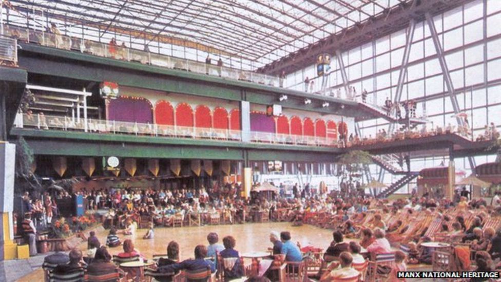 Isle of Man 'shame' over Summerland fire disaster - BBC News