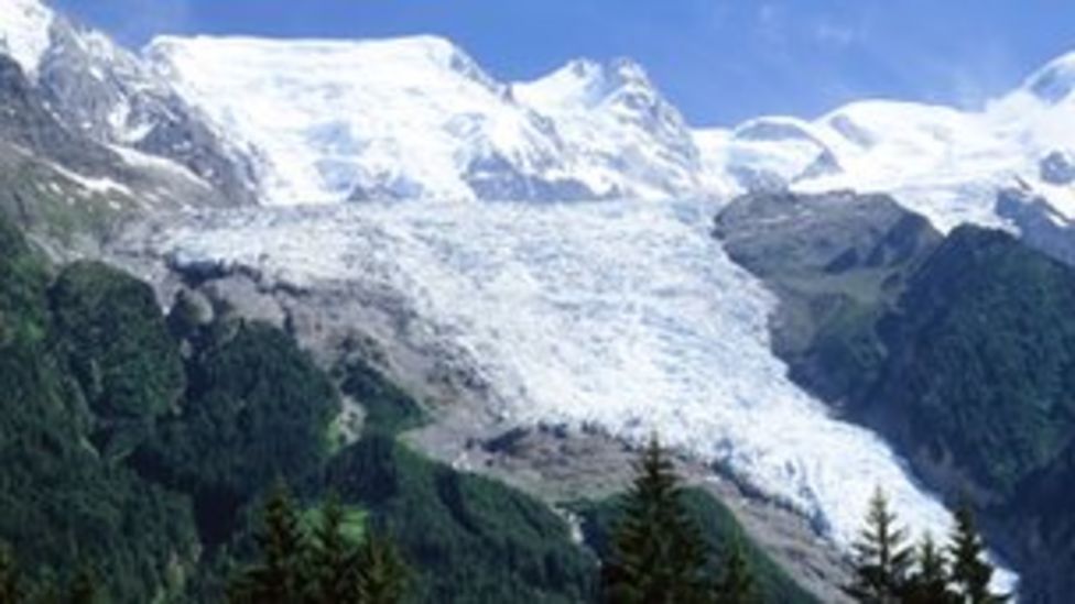 Alpine glaciers 'protect mountain peaks from erosion' - BBC News