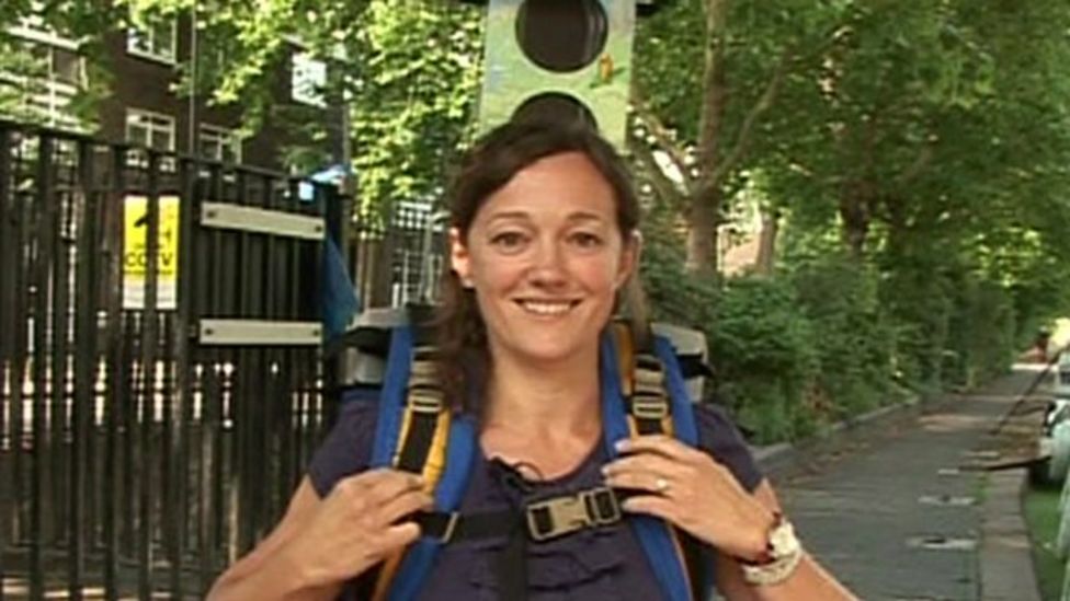 Google makes virtual Peak District trails - BBC News