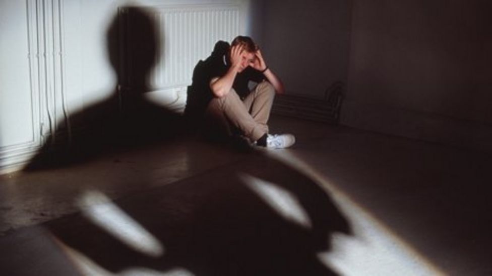 Child bullying victims still suffering at 50 - study - BBC News