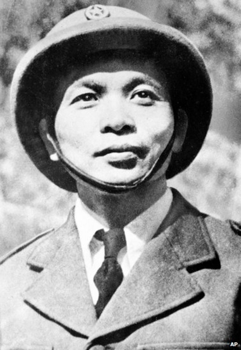 In pictures: Vo Nguyen Giap - BBC News