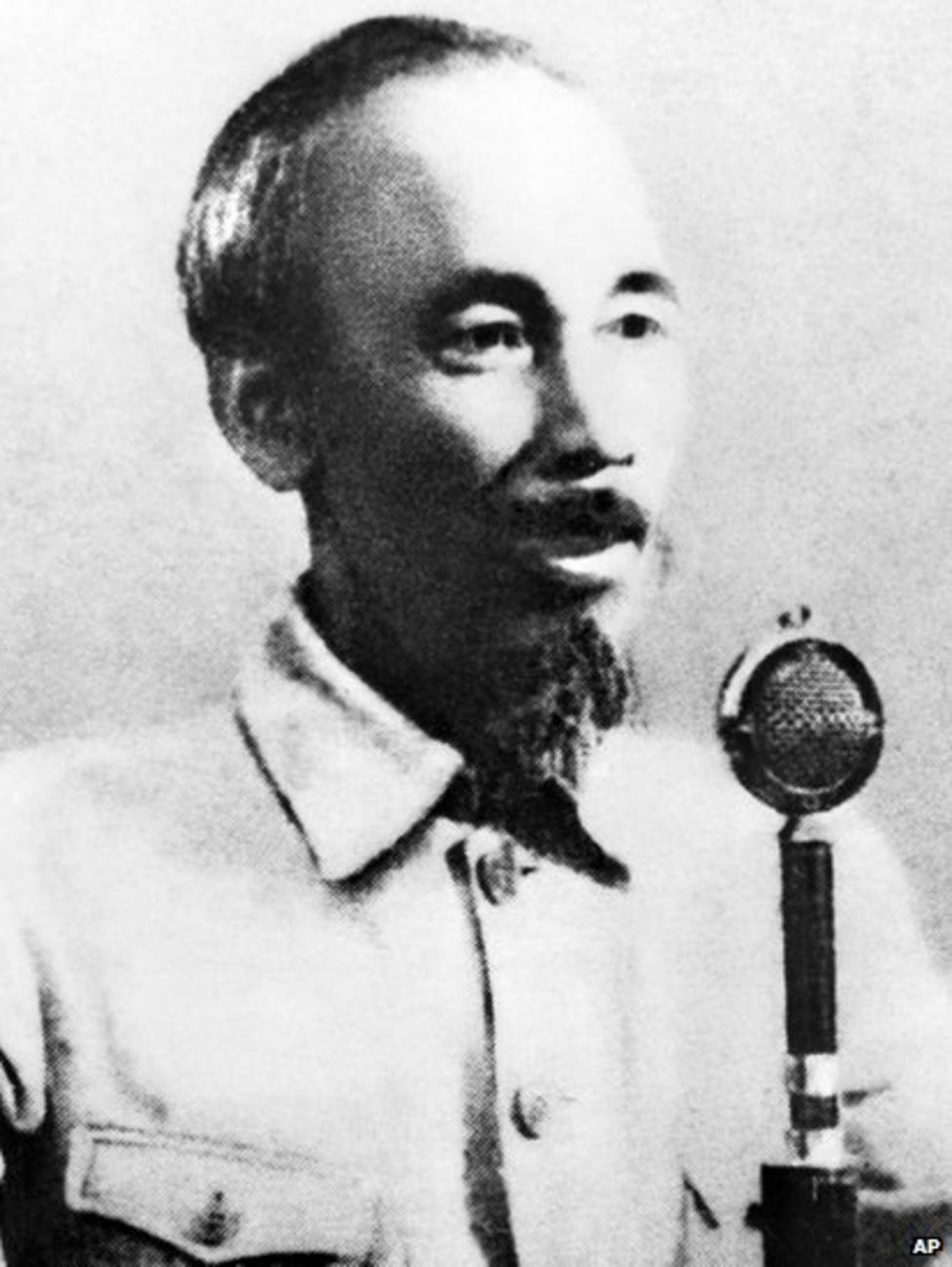 In pictures: Vo Nguyen Giap - BBC News