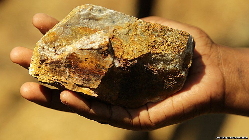 In pictures: Tanzania’s child gold miners - BBC News