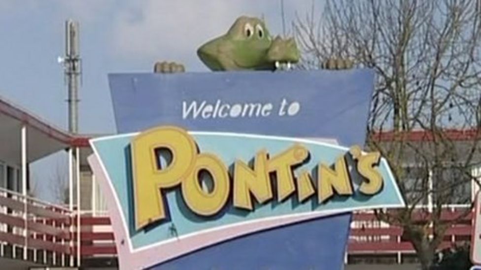 Pontins in Pakefield 'misled' with kitchen photo, ASA rules - BBC News