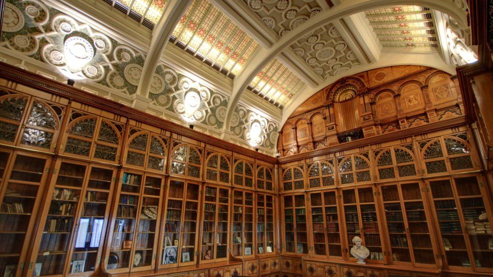 In pictures: Library of Birmingham - BBC News