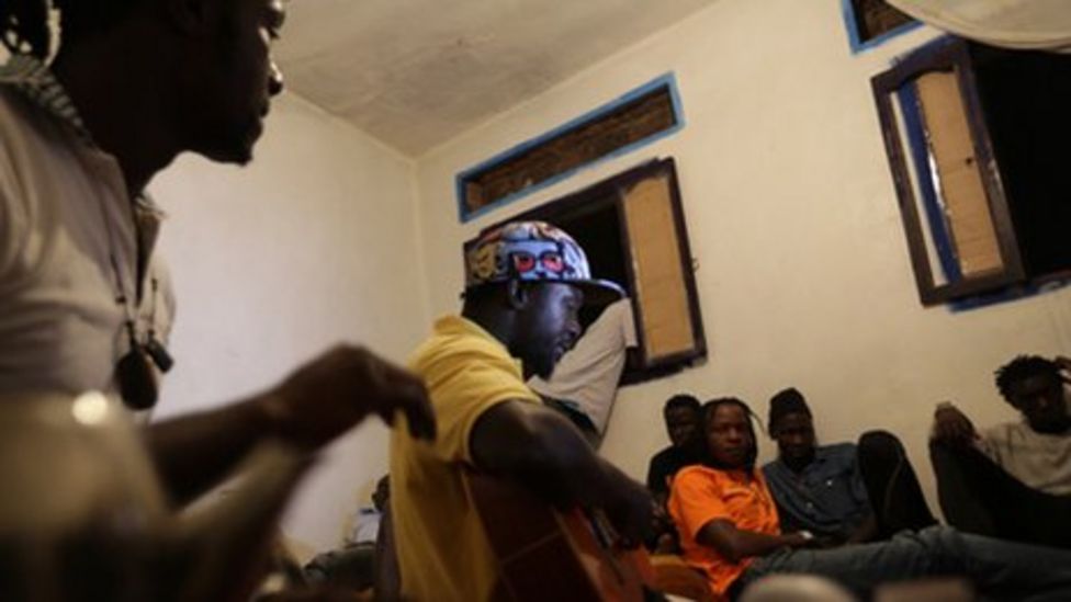 Morocco accused of human rights breaches over migrants - BBC News