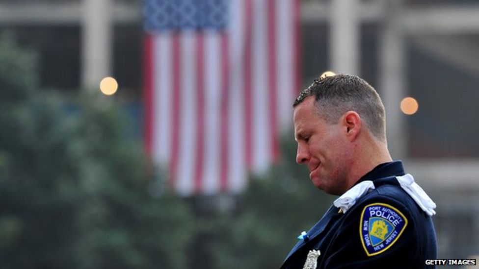 US marks 9/11 attacks anniversary - BBC News