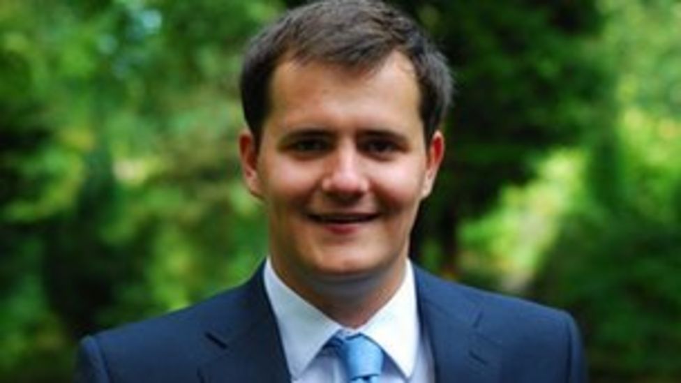 Dunfermline by-election: Conservative and Green candidates unveiled ...