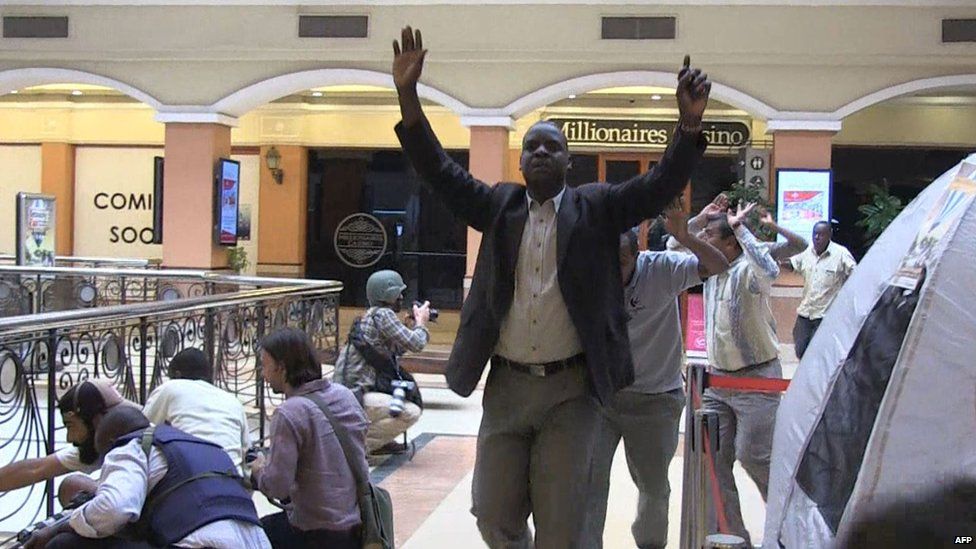 In pictures: Kenya shootout in Nairobi's Westgate mall - BBC News