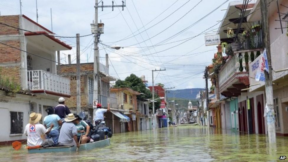 Mexico storm death toll rises to 110 - BBC News