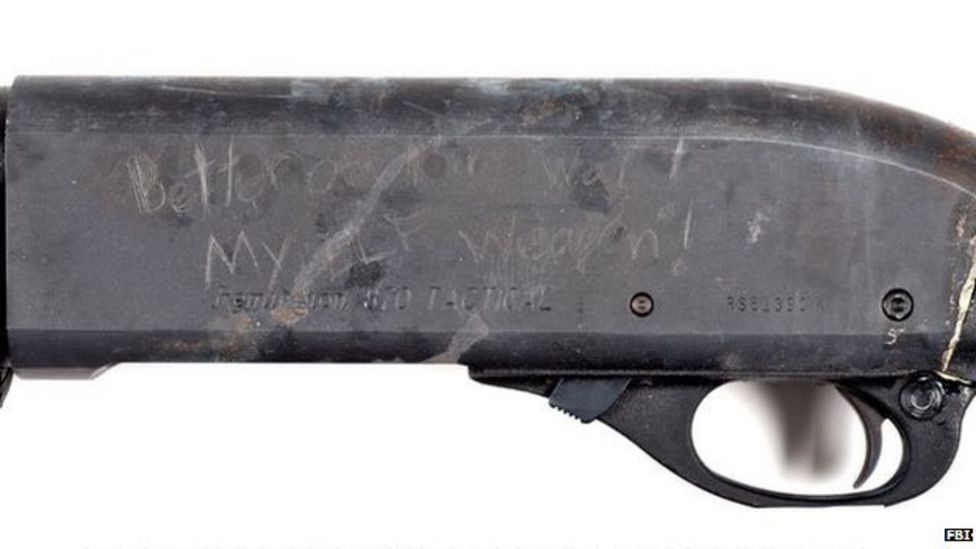 FBI releases CCTV of Navy Yard gunman Aaron Alexis' attack - BBC News