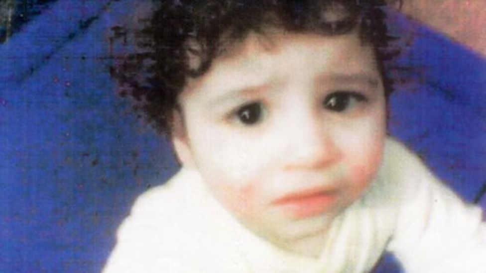 Hamzah Khan: How could boy starve to death? - BBC News