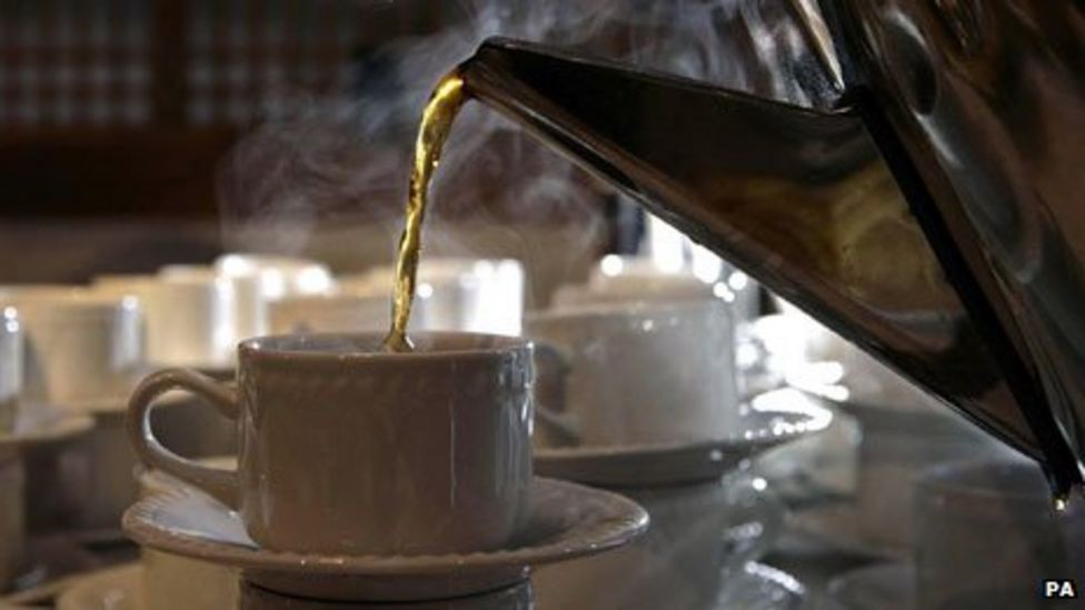 Do you really need to drink eight cups of water a day? - BBC News