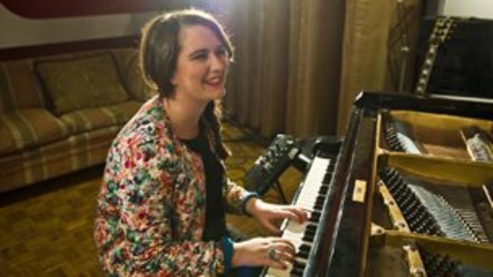 Andrea Begley: The Voice winner discusses her debut album - BBC News